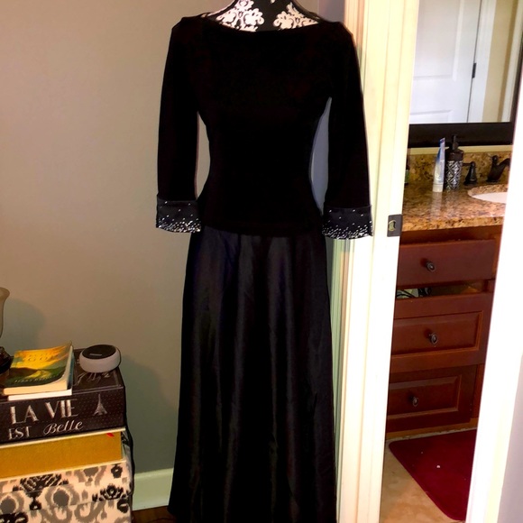 Tadashi Shoji | Dresses | Tafasho Maxi Dress | Poshmark